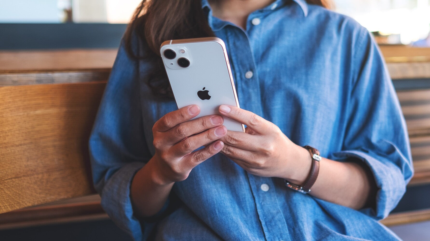 What Case Fits the iPhone 13? Guide to Compatibility & Style – The Dairy