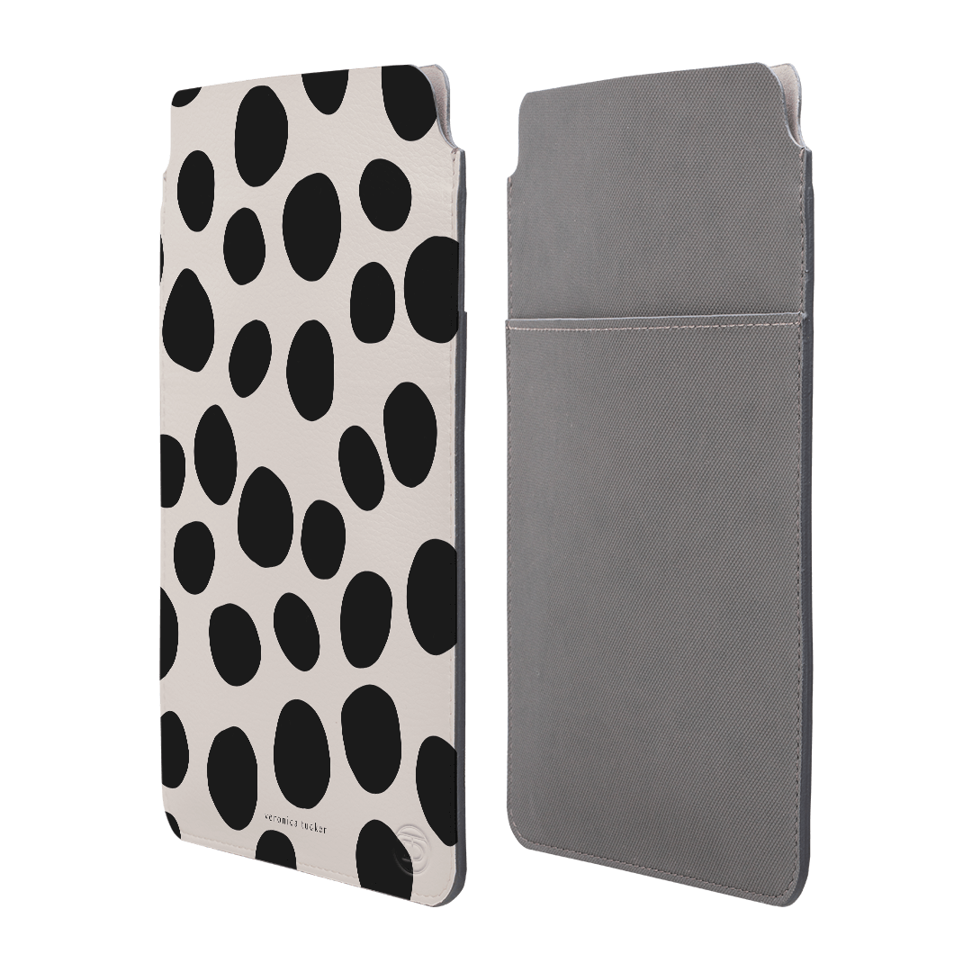 Pebbles Laptop & iPad Sleeve | The Dairy